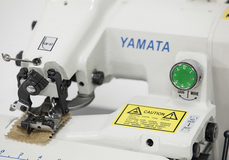 Yamata CM500 Portable Blindstitch Hemmer Machine