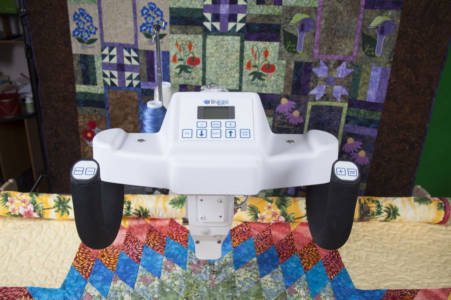 TinLizzie18 Apprentice 18x6 Long Arm Machine