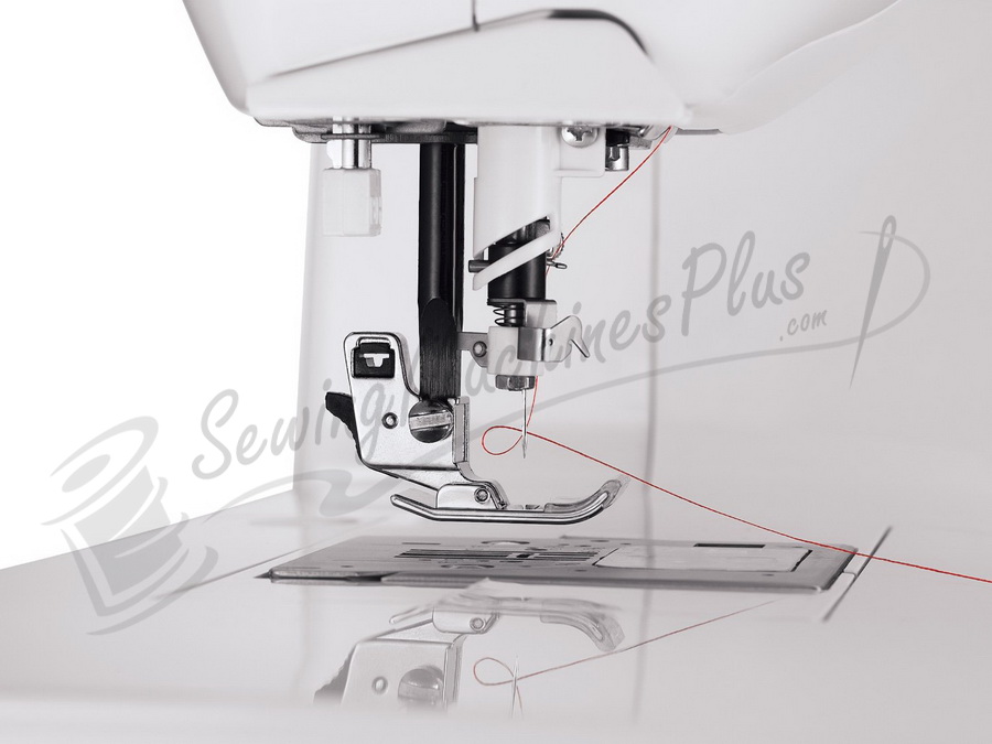 SINGER One Plus 231-Stitch Computerized Sewing Machine with LCD Screen ...